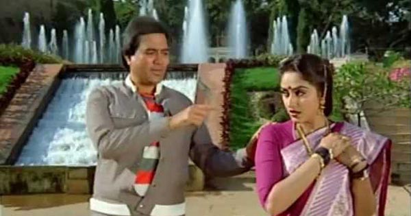 Are Aa Janeman Aaj Tujhe Ek Tohfa - अरे आ जानेमन आज तुझे एक तोहफा