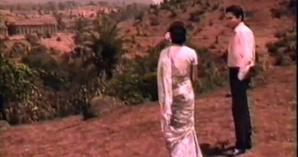 Hum Chahe Ya Na Chahe - हम चाहें या ना चाहें