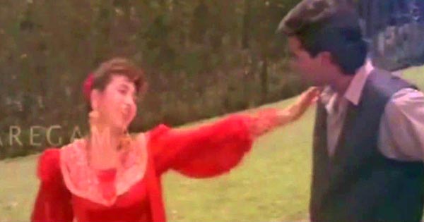 Pyar Ke Kaagaz Pe - प्यार के कागज़ पे