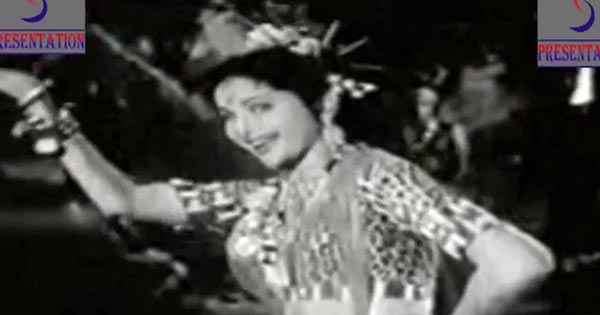 Zara Bach Ke Shikari Shikar Karna - जरा बच के शिकारी शिकार करना